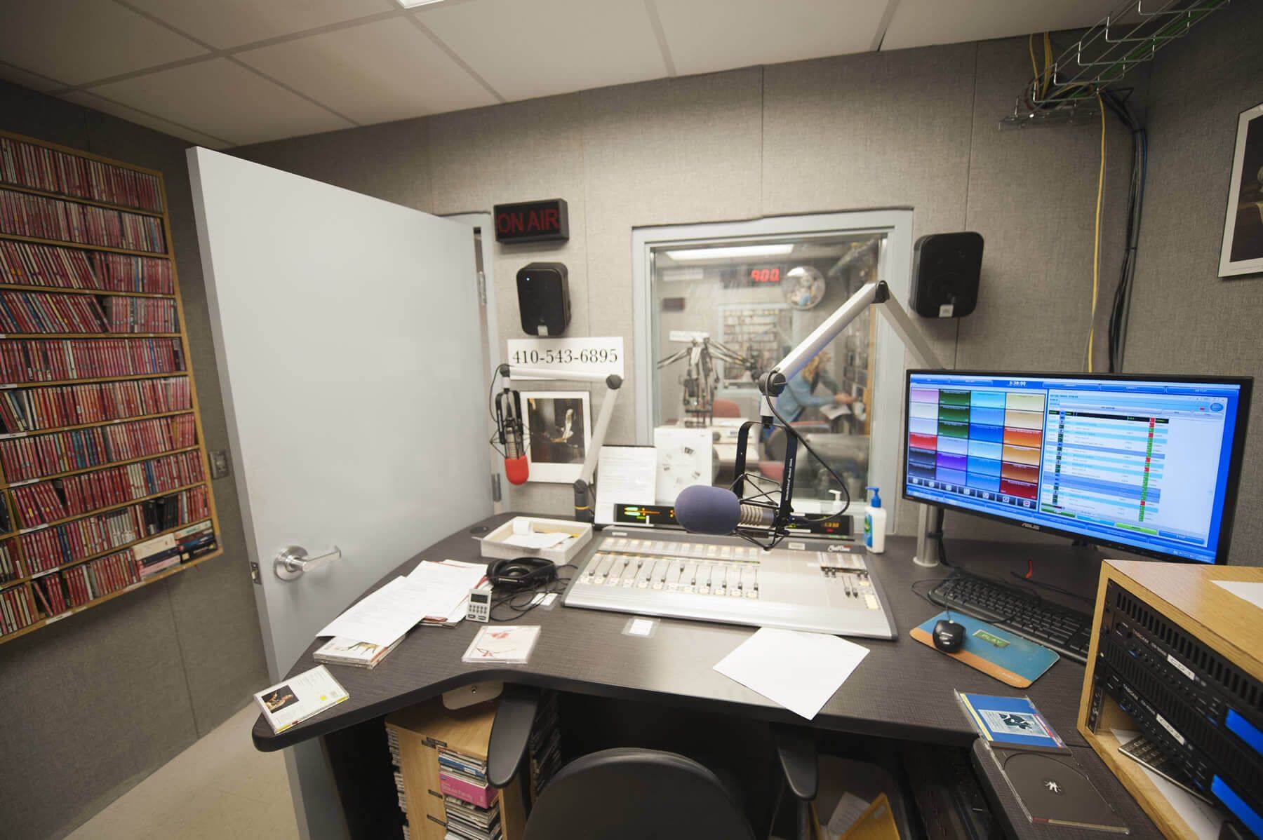 Salisbury University Radio Trailer | A Modular Building Case Study by ...