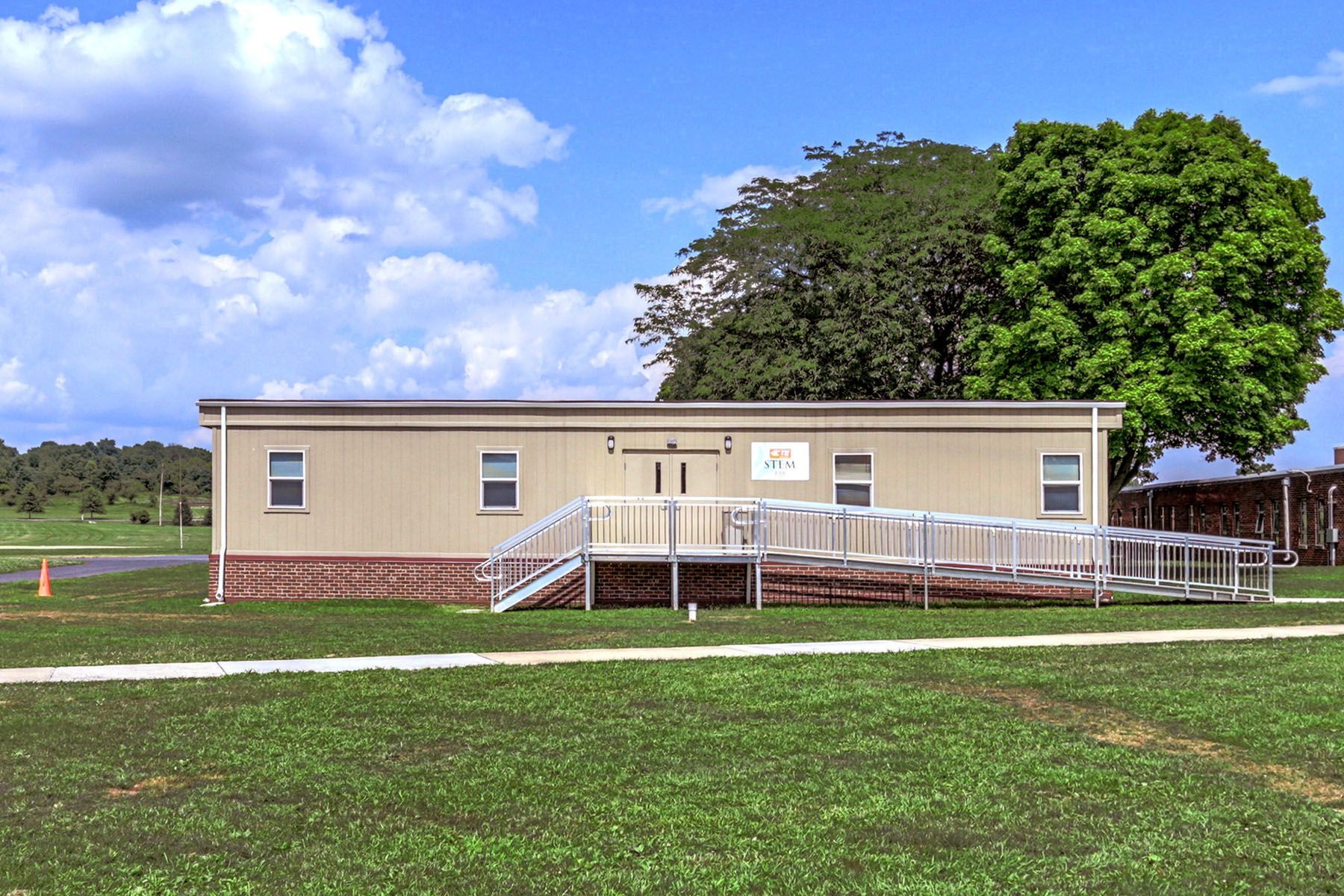 Pine Forge Academy STEM Lab Modular Classroom | A Modular Building Case ...
