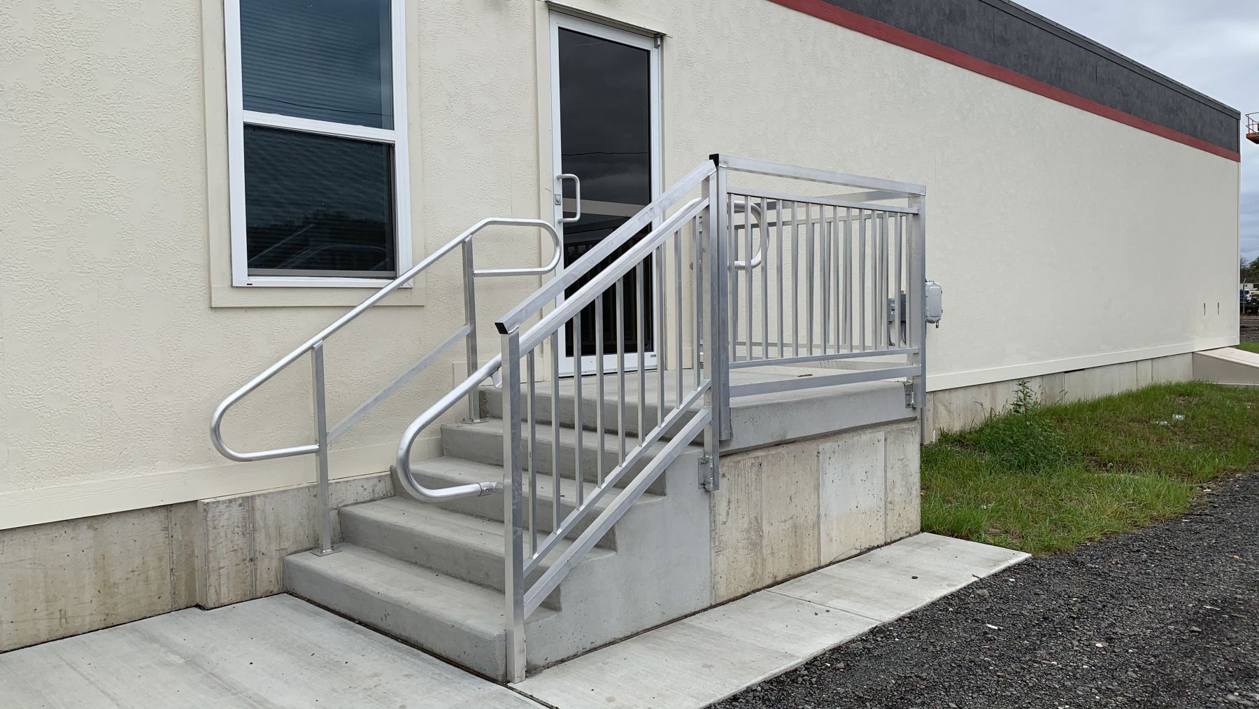 Foley Rents Modular Retail Building | A Modular Building Case Study by ...