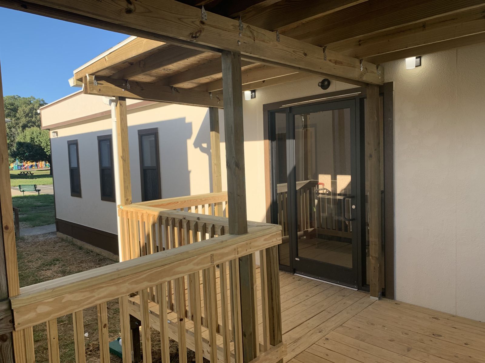 Modular Elementary School Classroom Building | A Modular Building Case ...