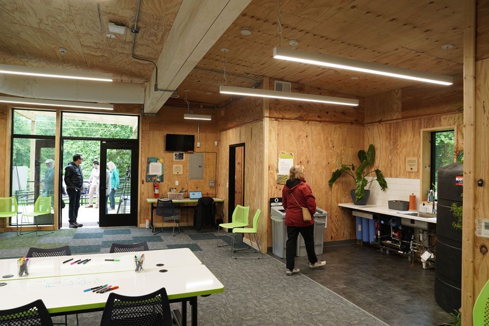 Sustainable Modular SEED Classroom | A Modular Building Case Study by ...