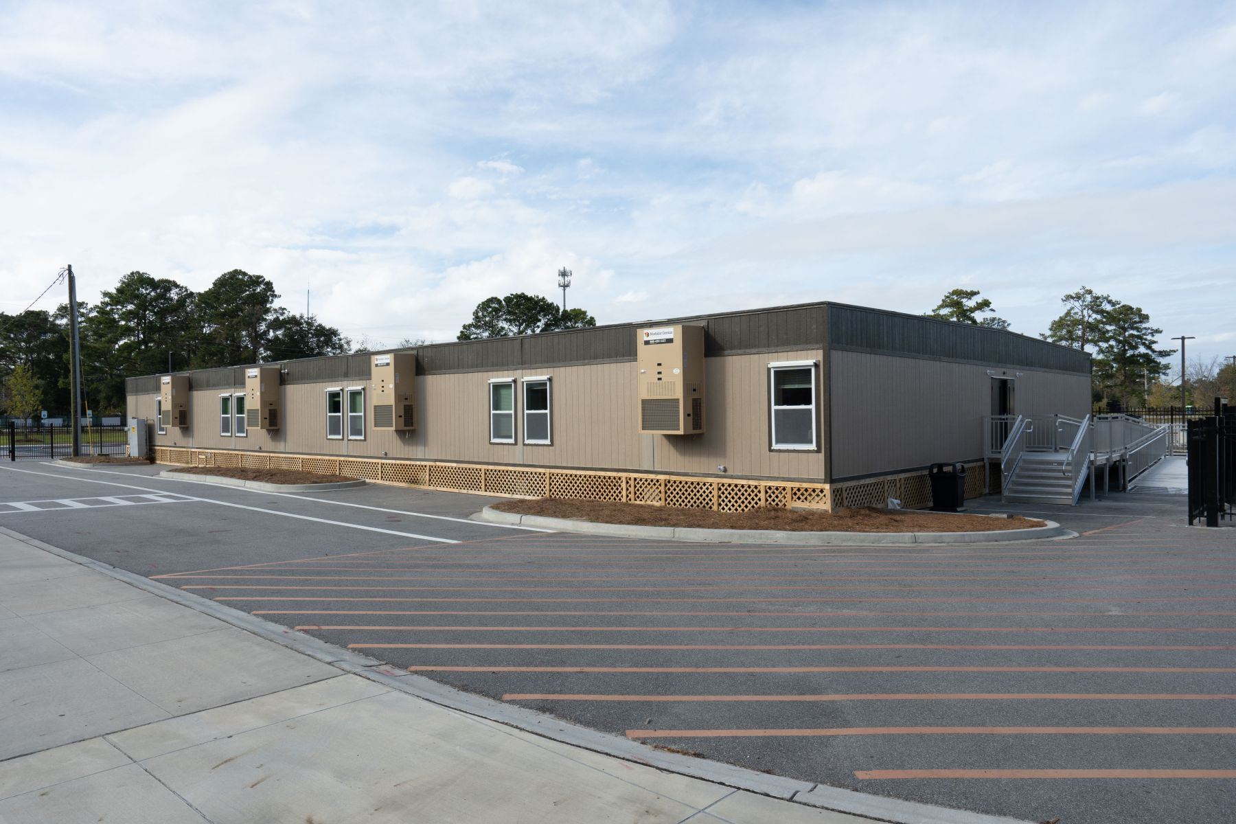Temporary Modular Education Complex | A Modular Building Case Study by ...