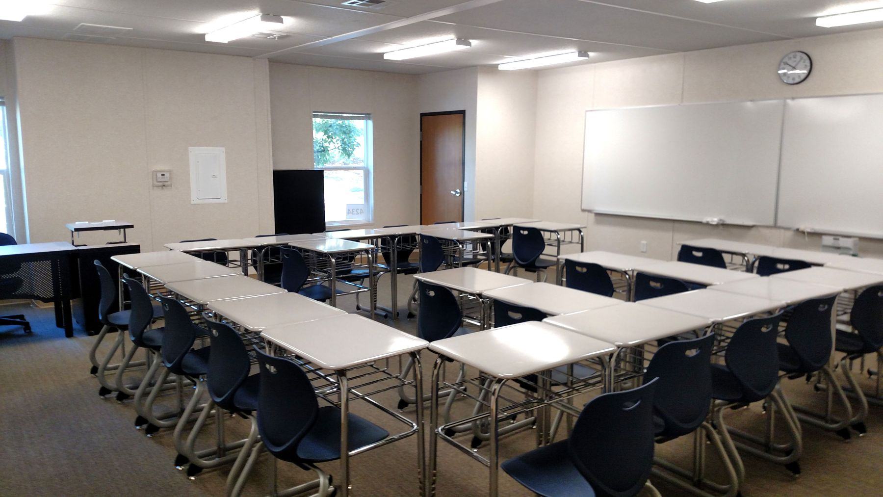 Modular Swing Space Classroom | A Modular Building Case Study by ...