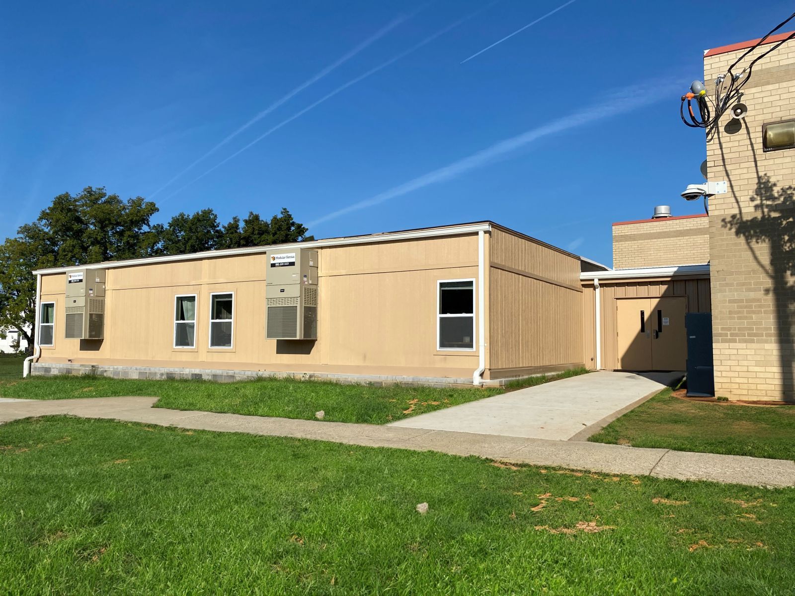 Modular Classroom with Connecting Link | A Modular Building Case Study ...